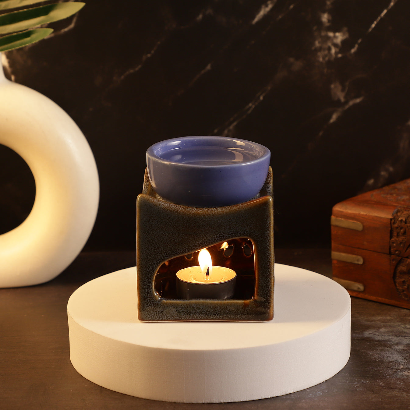 AuraDecor Aroma Diffuser Gift Set with Aroma Oil